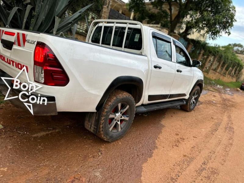 Toyota Hilux 2019 reprise CAMI , prix 18,000,000 FCFA - Cameroun ...