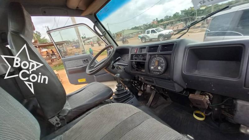TOYOTA DYNA 400 année 2002, prix 15,000,000 FCFA - Cameroun, Yaoundé ...