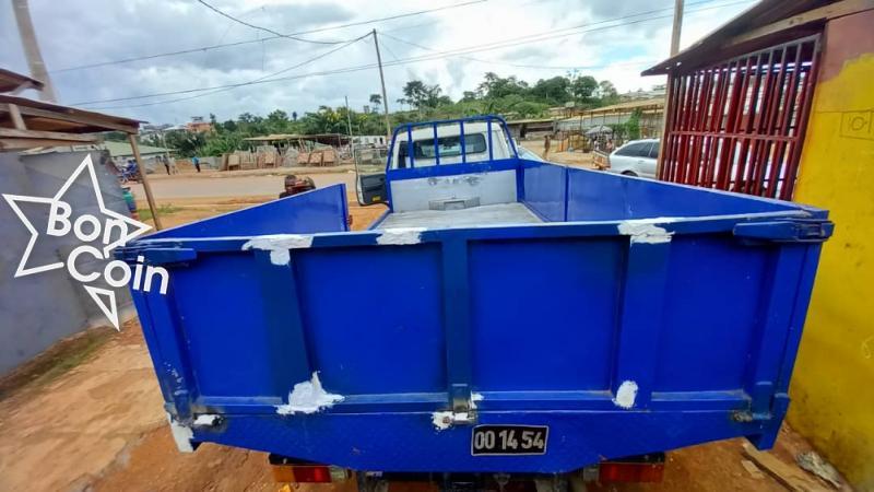 TOYOTA DYNA 400 année 2002, prix 15,000,000 FCFA - Cameroun, Yaoundé ...